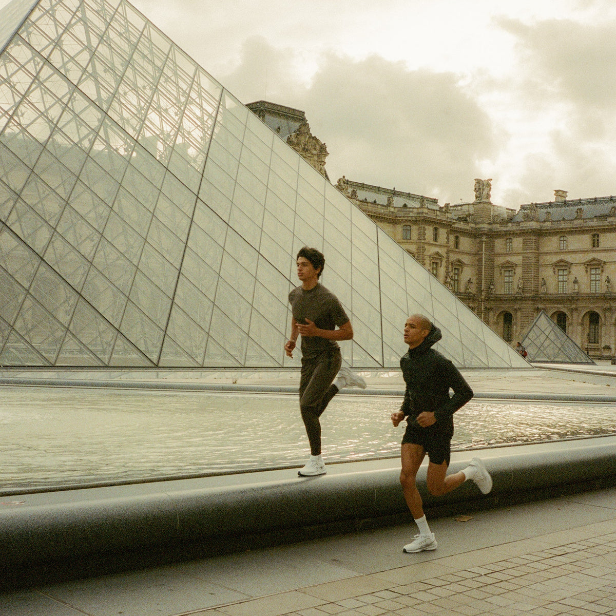 247 RUN - The Best Running Gear in the World | REPRESENT